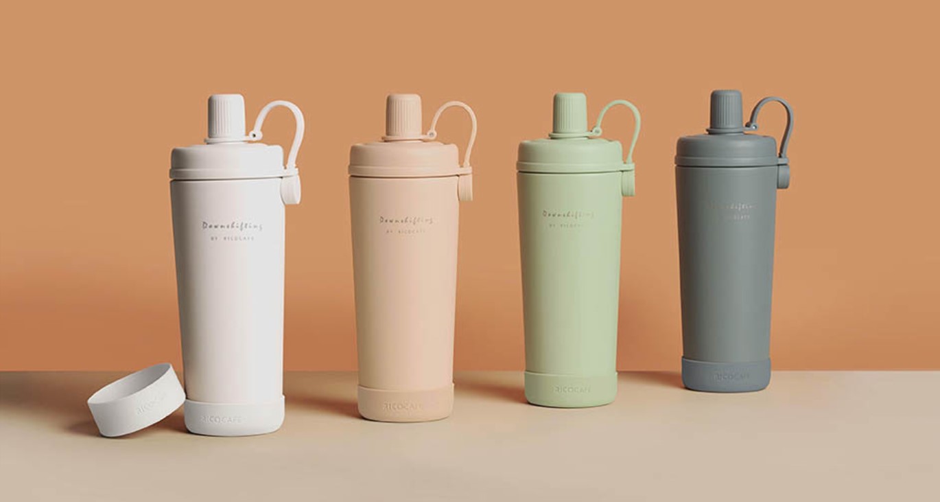 不怕弄丟吸管蓋！800 ml 大容量「COOLID CUP 酷力杯」，QQ 提把好帶更好掛 | 群眾觀點